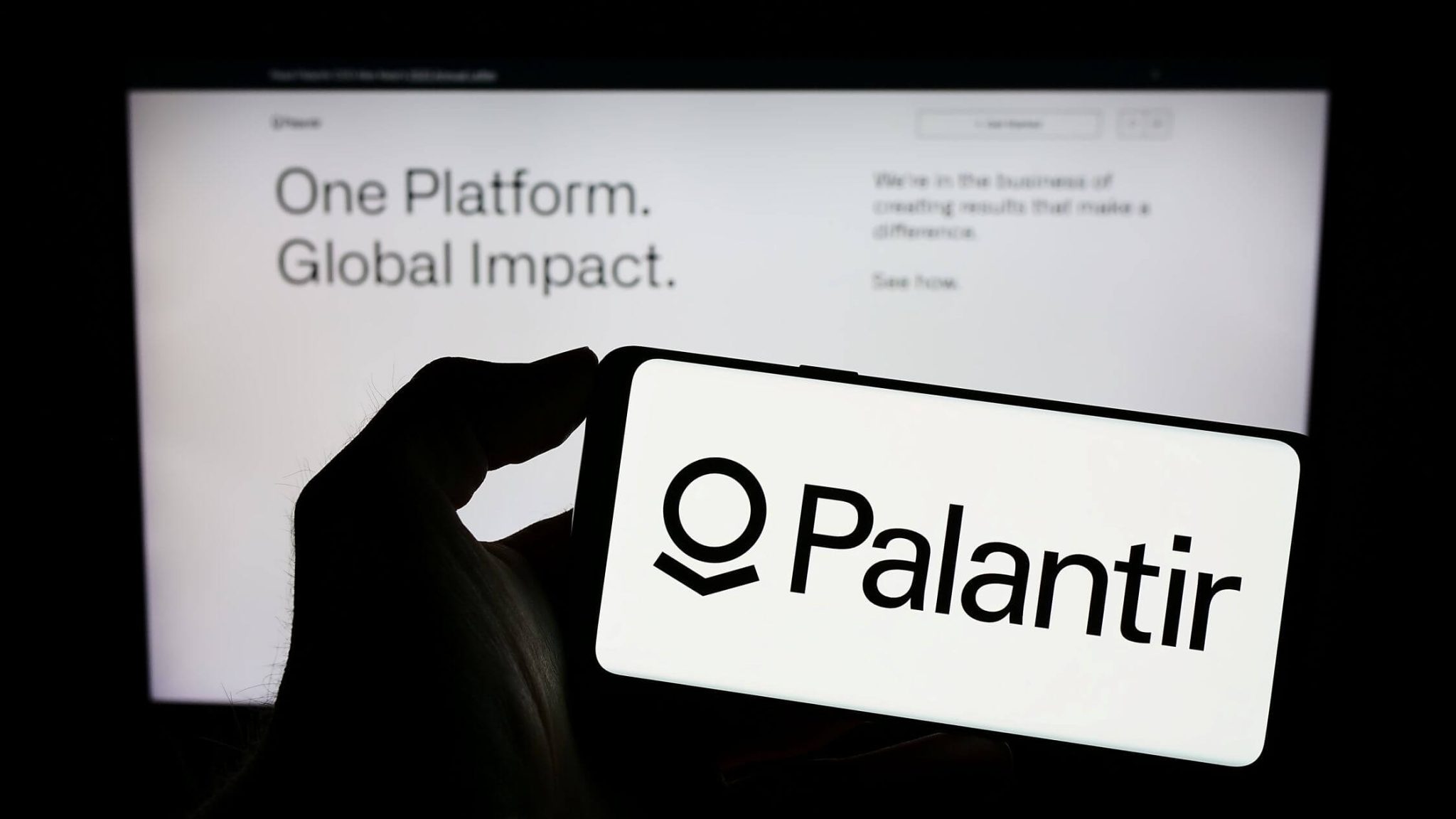 How Palantir’s AI and Defense Initiatives are Transforming the Tech ...