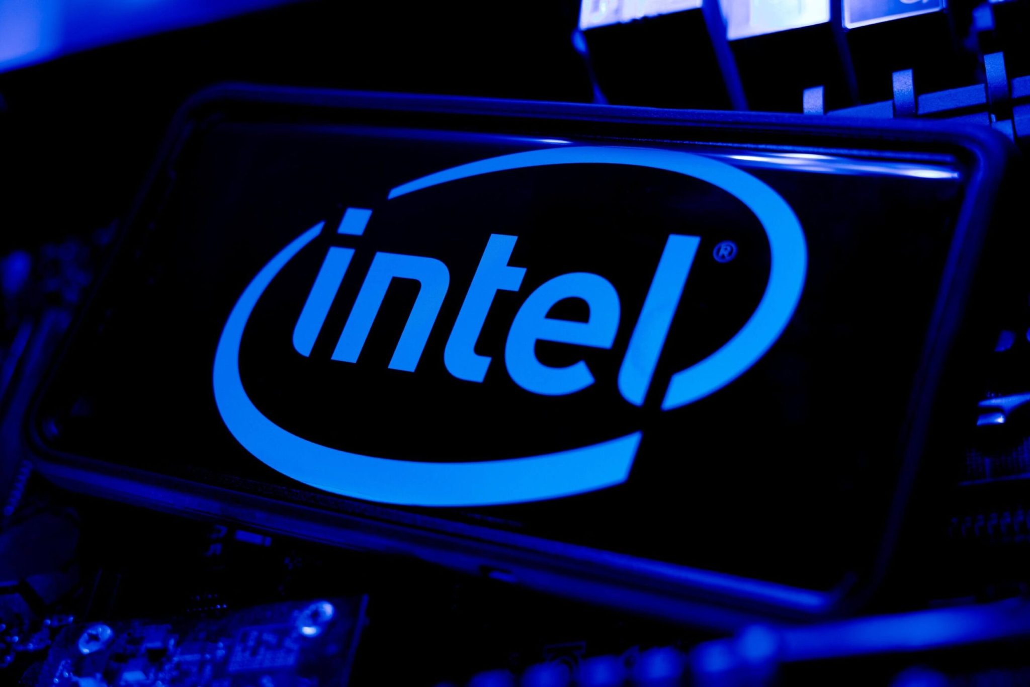 Intel’s Q4 2025 Earnings Analysis: Key Insights and Challenges – Shine ...