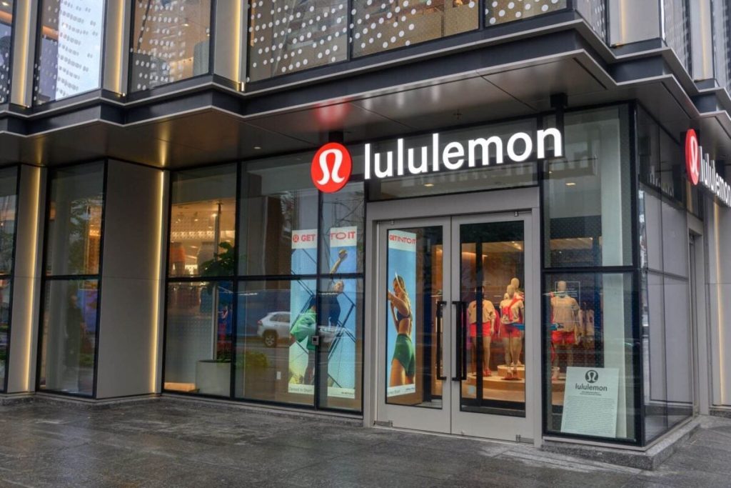 Lululemon’s Crisis: A Lesson in Brand Integrity and Recovery Strategies ...